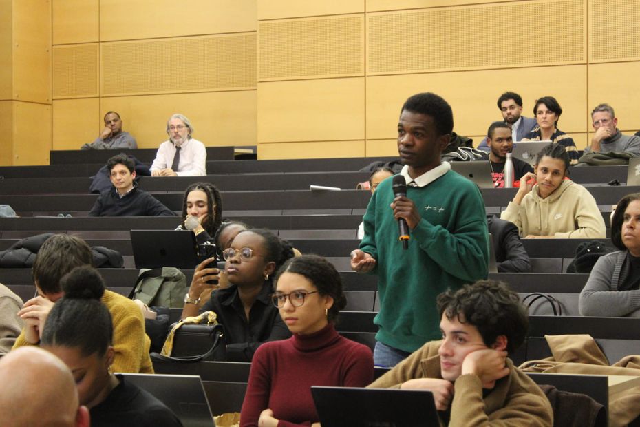 À Sciences Po, les étudiants s'emparent de la question du "retour au ...