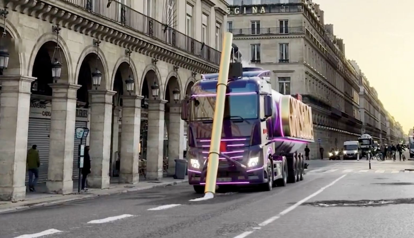 Pour promouvoir Griselda, Netflix équipe un camion d'une paille géante ...